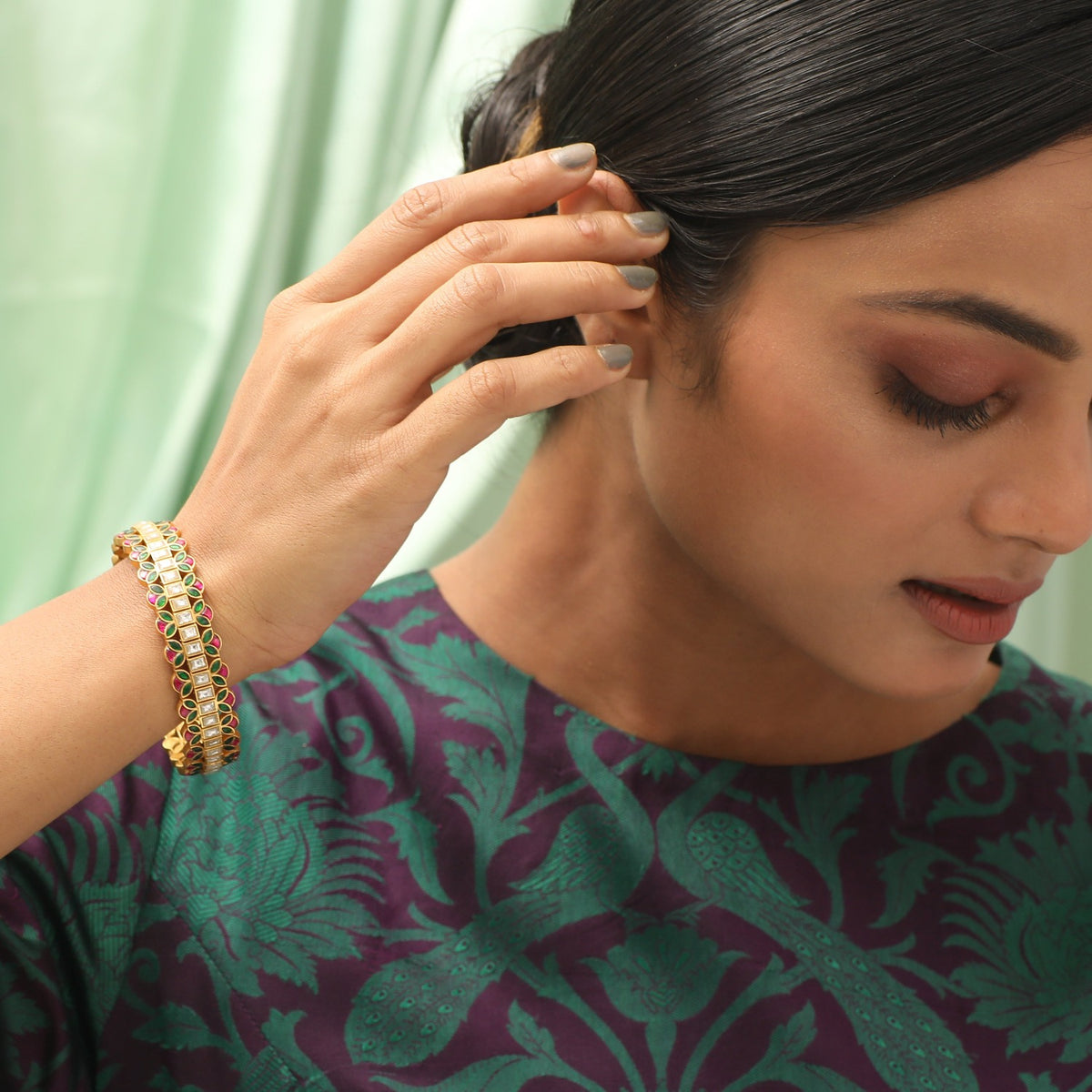 Buy Sahi Kempu Jadau Silver Bangles | Paksha - Paksha India